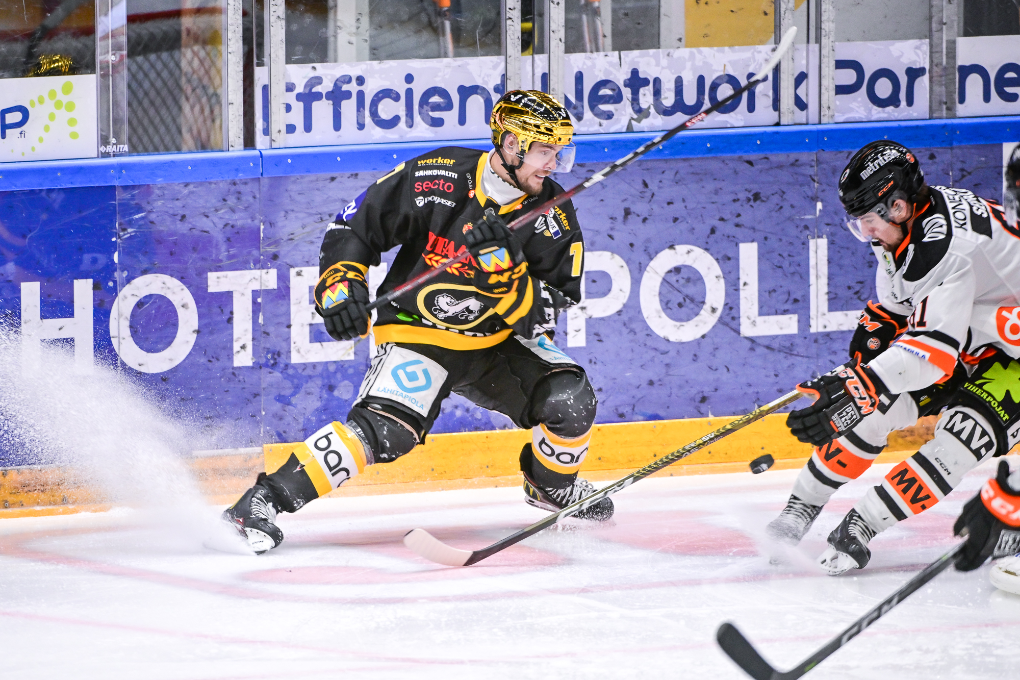 Back to backin ensimmäisestä osasta irtosi piste - Oulun Kärpät Back to backin ensimmäisestä osasta irtosi piste - Oulun Kärpät